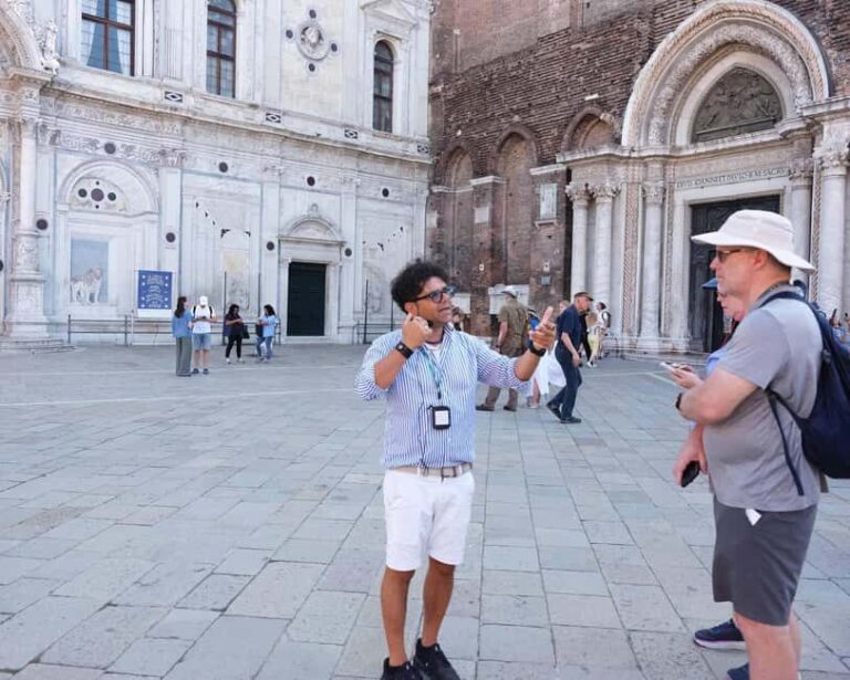 Venice: San Marco to Rialto Walk & Spritz Like a Local - How the Tour Works in Practice