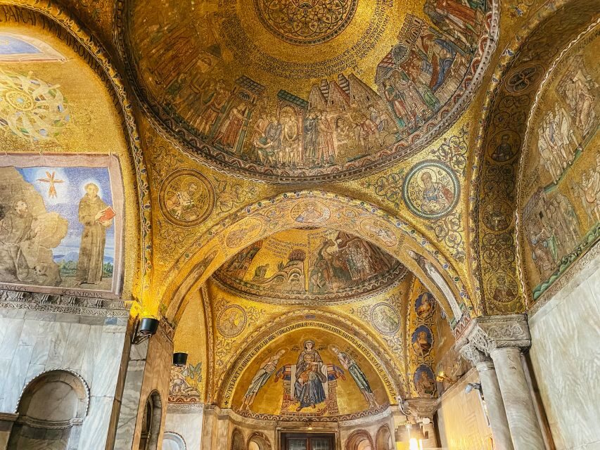Venice: St Mark Basilica Hosted Tour & VR History Intro - What To Expect During Your Visit