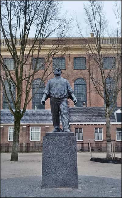 Visit to Amsterdam's Jewish Quarter - Value and Practical Considerations