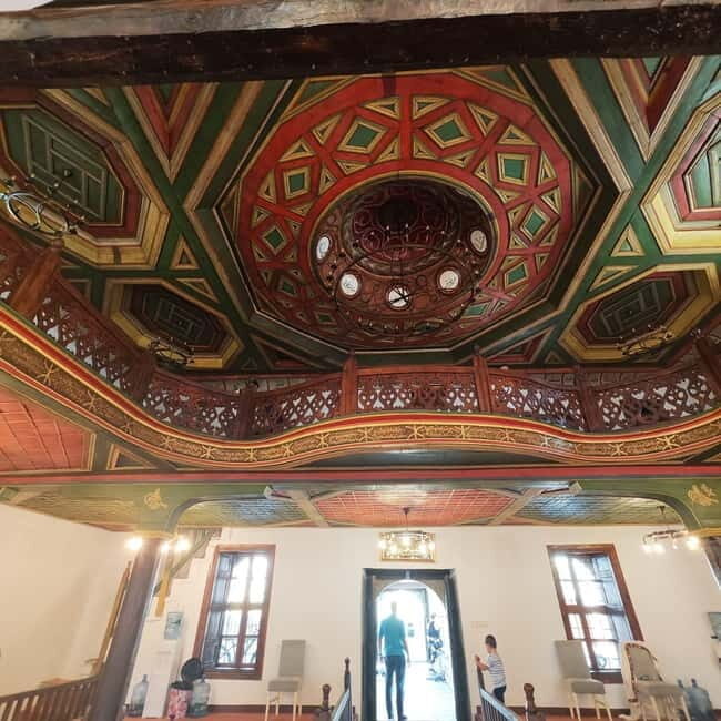 "Wander Berat: The City of a Thousand Windows" - by 1001 AA - Why This Tour Offers Great Value
