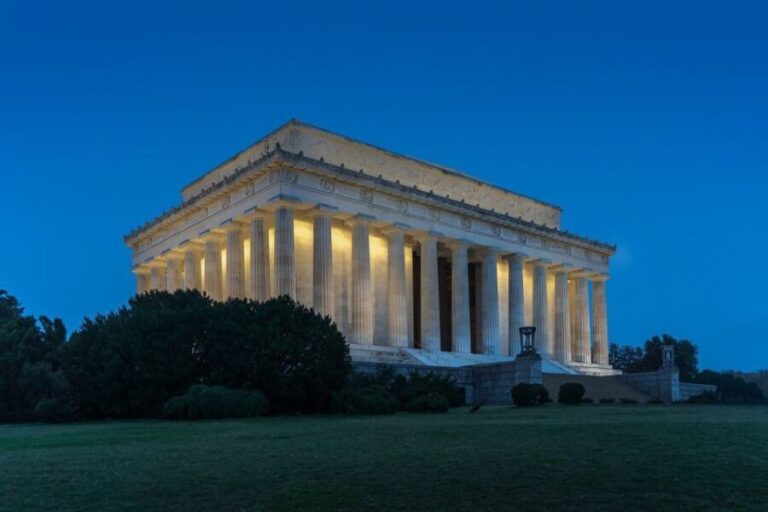 Washington DC: Night Under the Stars Bus & Walking Tour - Who Should Consider This Tour?