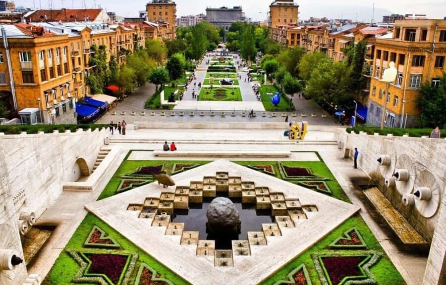 Yerevan: City Highlights Layover Tour from Zvartnots Airport - Practical Considerations and Traveler Tips