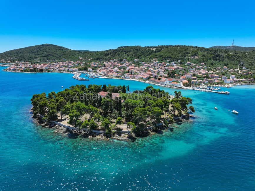 Zadar: Island Hopping Tour Swim and Snorkel with Drinks - What Makes This Tour Stand Out?