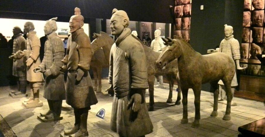 1 Day Beijing to Xi'an Terracotta Warriors Tour by Air - Transportation and Logistics