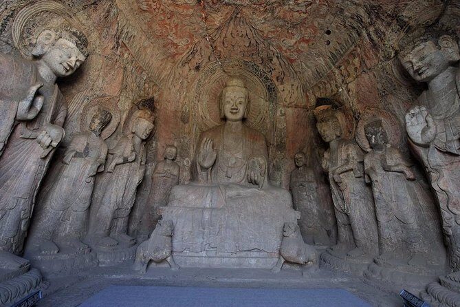 1-Day Luoyang tour to Longmen Grottoes,White Horse Temple and Old Street - Who Should Consider This Tour