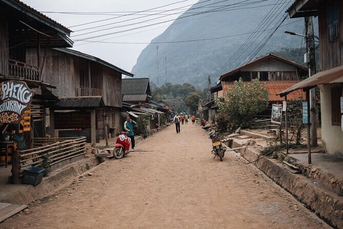 1 Day Nong khiaw to Weaving Village Mung Ngoi and Kayaking - What Makes This Tour Valuable