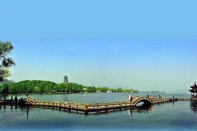 1-Day Private Tour to Hangzhou by car from Shanghai - What Travelers Say