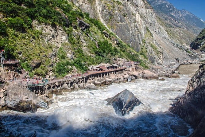 1 Day Tiger Teaping Gorge Private Tour from Lijiang or Shangri-La - Authentic Experiences and Traveler Feedback