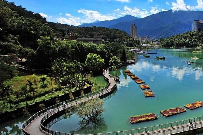 1 day tour Sun Moon Lake from Taichung - Exploring the Sun Moon Lake Itinerary