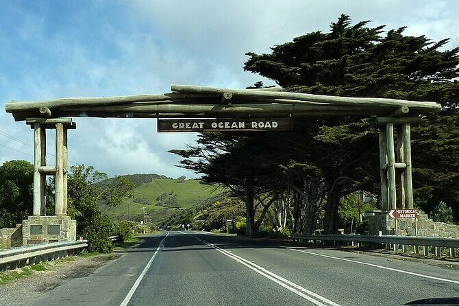 12 Apostles Great Ocean Road Private Smal Group Tour FREE entries - What Makes This Tour Stand Out?