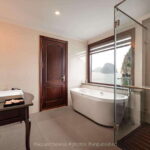 2-Day: Halong Lan Ha Bay 5 Stars Cruises w/Balcony & Bathtub - Key Points