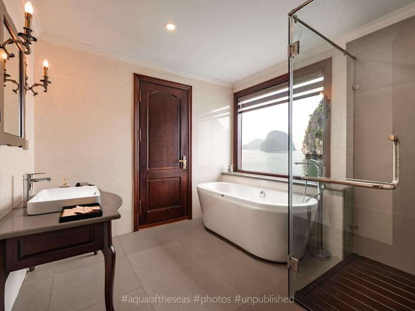 2-Day: Halong Lan Ha Bay 5 Stars Cruises w/Balcony & Bathtub - Key Points
