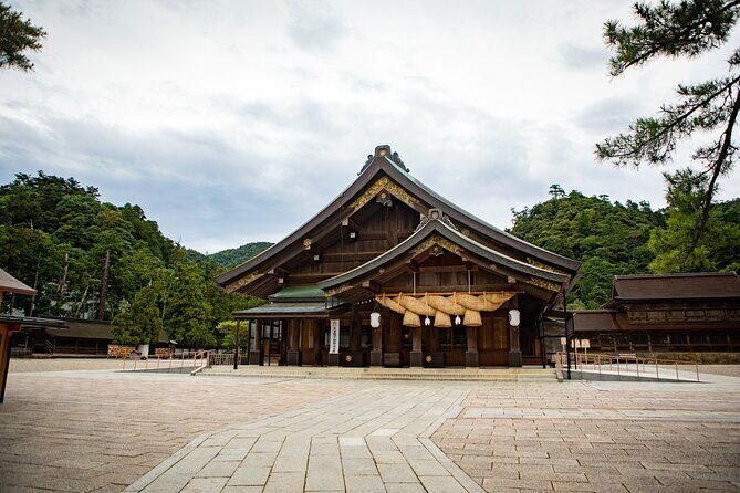 2-day One way Minibus Tour around IZUMO from KOKURA to HIROSHIMA - An In-Depth Look at the Itinerary