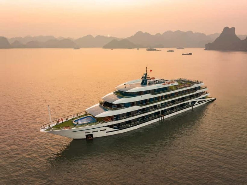2-Day or 3-Day: Halong&Lan Ha Bay Cruise 5* balcony,bathtub - What’s Included and What’s Not