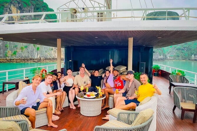2 Days 1 Night The Catba Catamaran Paradise Cave Tour - Lan Ha Bay: Activities and Natural Wonders
