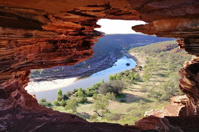 2 Days Kalbarri and Pink Lake Tour Monday Departure - Day 1: From Sand Dunes to Kalbarri