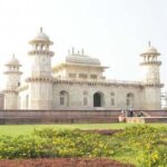 2 Days Private Taj Mahal Tour for Couple - The Experience: Highlights & Practicalities