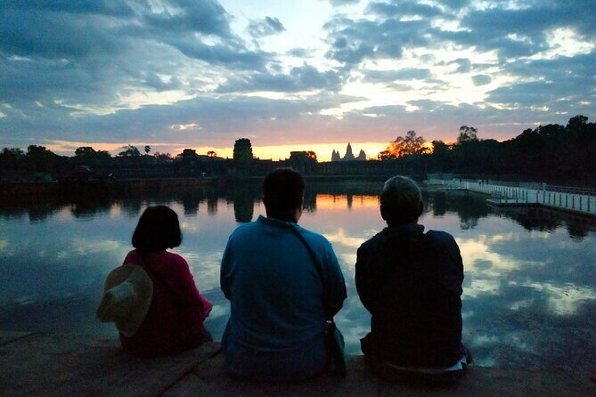 2 Days Private Tours From Sunrise Angkor Wat And Sunset Tonle Sap Lake - Authentic Experiences and Traveler Feedback