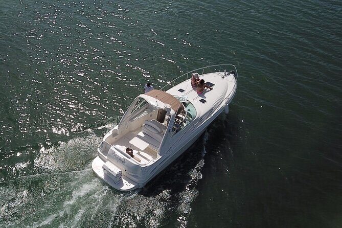 2-hour Private Sunset Cruise on a luxury yacht in Cancun Bay 25P18 - The Itinerary in Detail: What to Expect