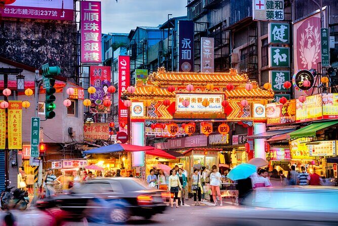 2-hr Raohe Night Market Walking Private Tour with a Tour Guide - What Travelers Say