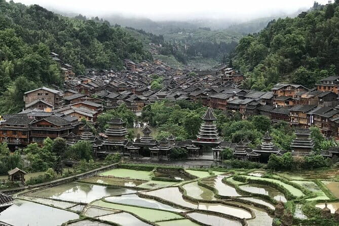 26-Day Private Tour from Chengdu to Guangzhou with the Driver - Day 1-2: From Chengdu to Mount Qingcheng and Dujiangyan