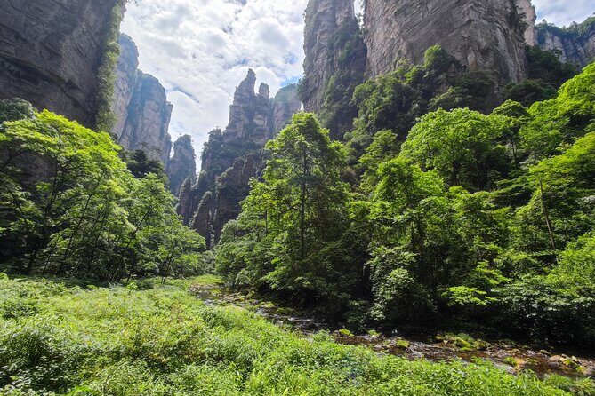 3-Day Zhangjiajie Panoramic Highlights Tour - Day 3: Heights and Water in the City of Mountains