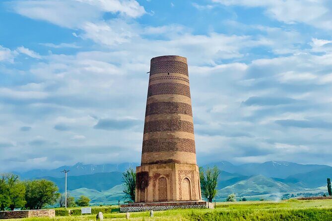 3 Days Issyk Kul lake & Chon Kemin: Eagle show, horse riding - What Could Be Better?