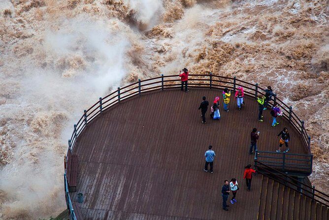 3-Days Private Lijiang Tour:Old towns,Snow mountain,Tiger Leaping Gorge and Show - The Majestic Jade Dragon Snow Mountain