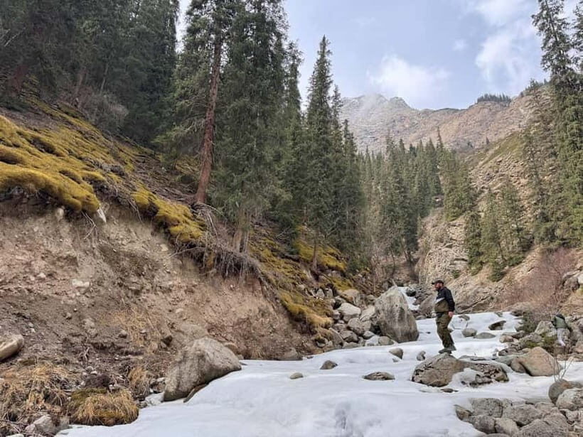 3-Days Tour Around Issyk Kul Lake, Canyons & Stay in Valleys - Exploring the Itinerary in Detail