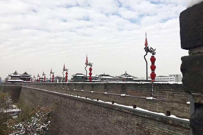 3-Hour City Wall Park Walking and Foodie Experience at Yongxingfang - Why This Tour Offers Good Value