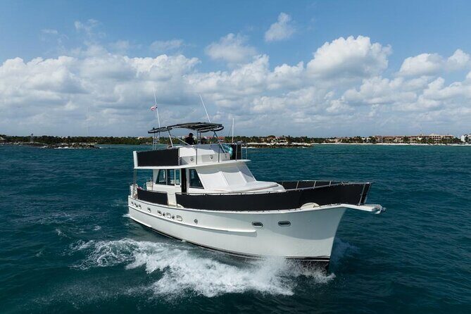 3 Hours - 53' Hatteras - Tulum, Playa Del Carmen, Riviera Maya - Who Should Consider This Tour?