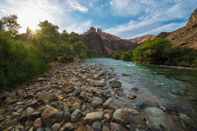 4-Day Altyn Emel Park + Kolsai & Kaindy Lakes + Charyn Canyon jeep-tour - Transportation, Accommodation, and Overall Value