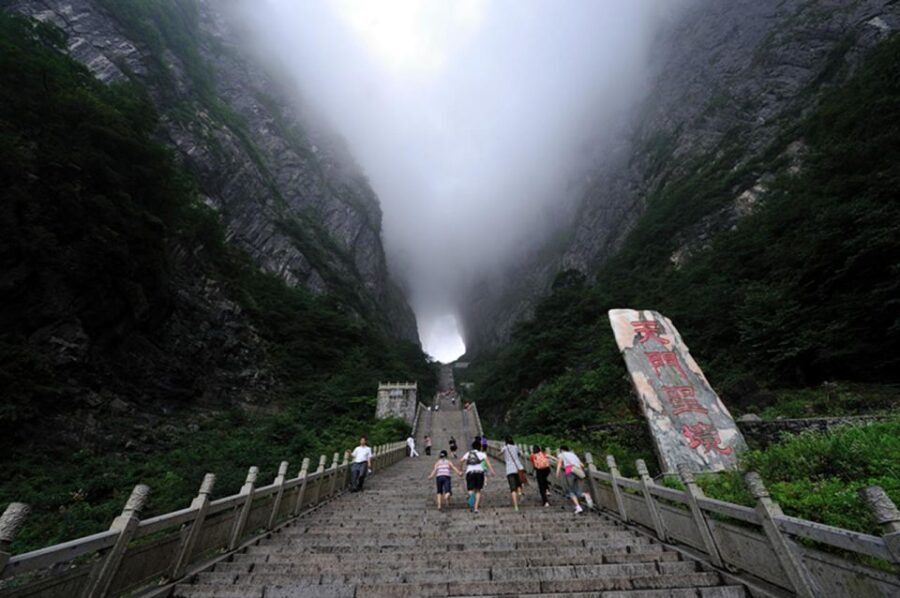 4-Day Highlights of Zhangjiajie With Sunrise Experience - A Full Breakdown of the Itinerary
