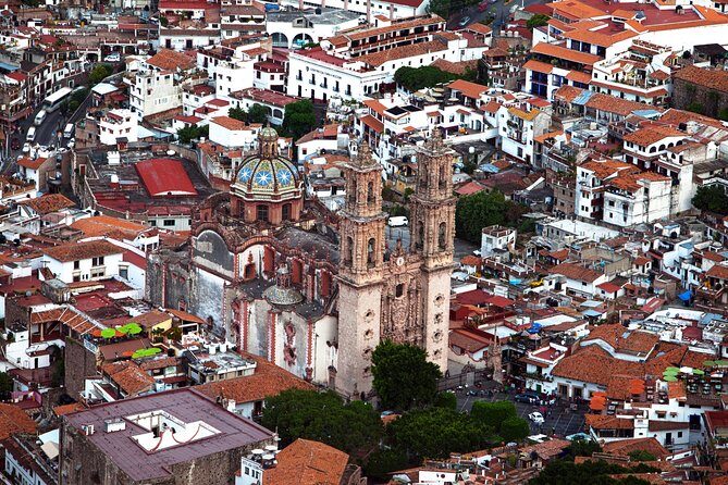 4-Day Teotihuacan, Guadalupe Shrine, Taxco and Cuernavaca Tour - Transportation, Group Size, and Price