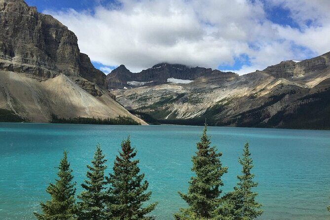 4 Day Tour through Calgary and the Canadian Rockies - Day 1: From Calgary to the Heart of the Rockies