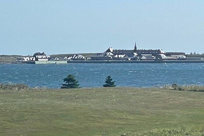 4 Hours Fortress of Louisbourg Tour - A Closer Look at the 4-Hour Louisbourg Tour