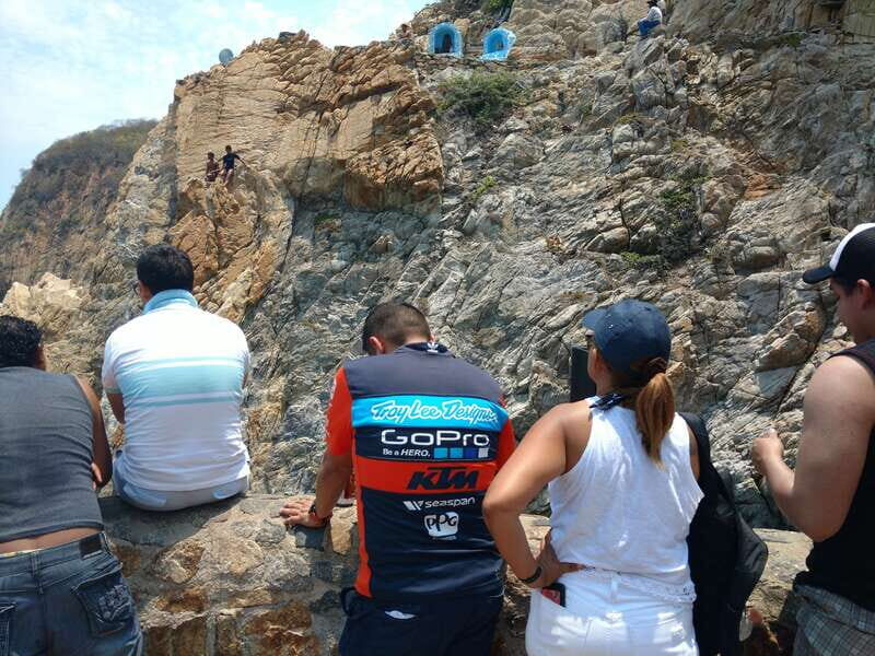 *4 Hours Shore Excursion With Cruise Ship Terminal Pick Up. - The Scenic Drive Along the Costera