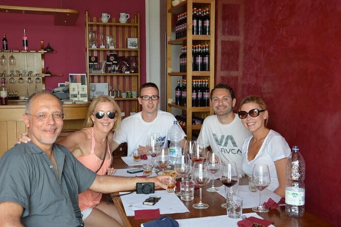 4 Wines & 2 Olive Oils Tasting in Chianti Winery with Tour - Why This Tour Works Well for Travelers