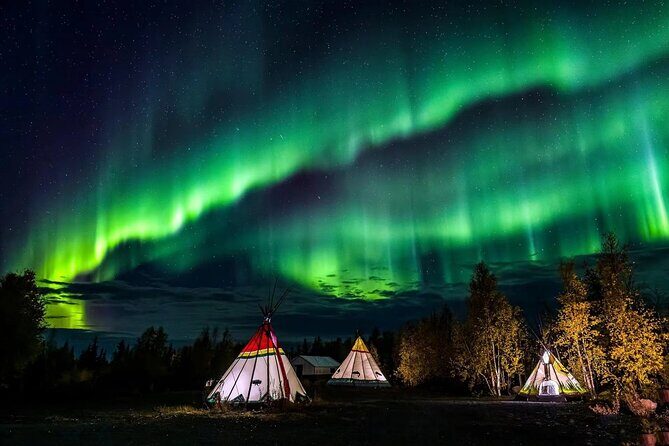 4D3N Aurora Package  Chinese Tour (Chateau/Explorer Stay) - Authentic Experiences and Traveler Impressions