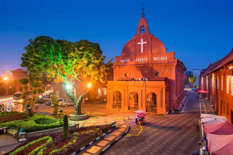 4D3N KL, Genting Highlands & Melaka Day Tour with Putrajaya - What Sets This Tour Apart?