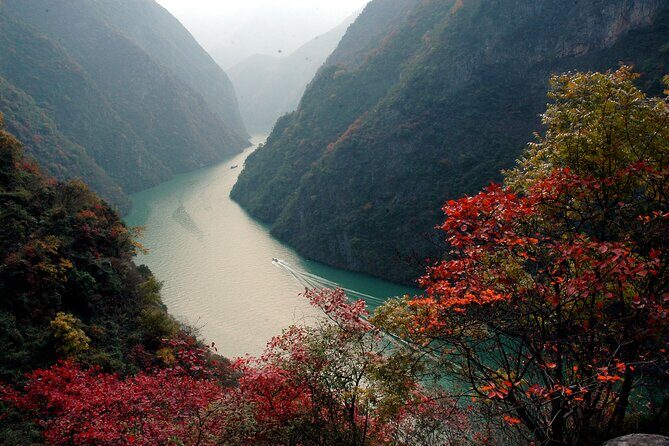 4D3N Yangtze River Cruise:Chongqing to Yichang by Yangzi Explorer - Authentic Experiences and What Travelers Say