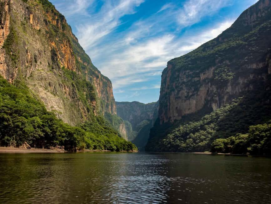 5-day, 4-night "Unforgettable Chiapas" tour (Tuxtla - Villahermosa). - Transportation and Accommodation: Why They Matter