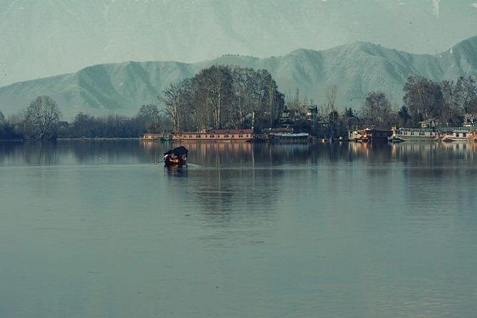 5-Day Kashmir Tour from Srinagar with Accommodation - The Highlights of the Itinerary — What to Expect Each Day
