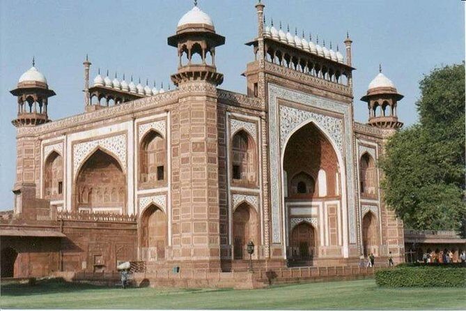 5 Nights / 6 Days - Delhi Agra Haridwar Rishikesh Tour - From Sacred Rivers to the Historic Capital: Delhi Highlights