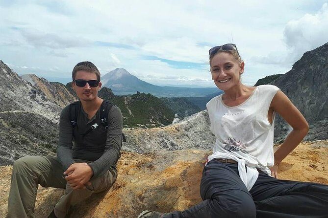 6 Day North Sumatra Highlights - Jungles Orangutans Lakes and Volcanoes - Key Points