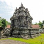 6 Days Amazing Yogyakarata: Temple, Cycling, River Cave Tubing, Hiking - Authentic Experiences & Unique Aspects