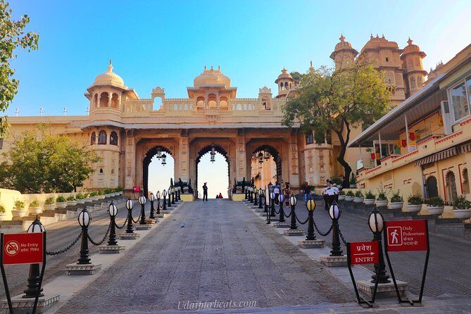 6 Days Golden Triangle with Udaipur Tour : Delhi, Agra, Jaipur - Who Should Consider This Tour?