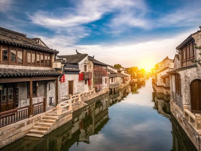 7 Days of Shanghai, Wuxi, Nanjing, Suzhou, Hangzhou - Wuxi: A Water Town and Pearl’s Secret
