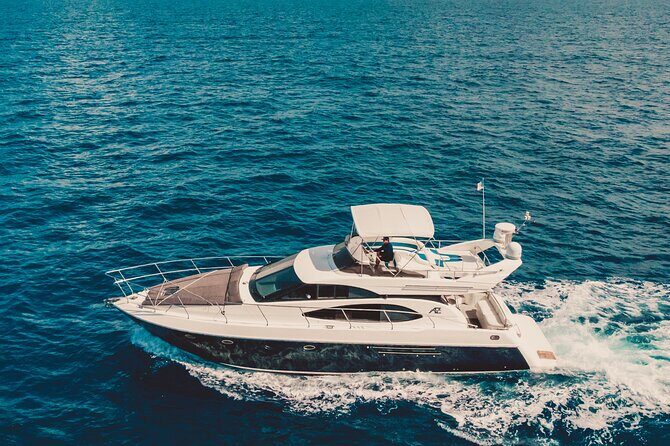 8-Hour Private 50' Azimut 2-Stop Tour to Cozumel Beach w/Food, Drinks & Snorkel - Who Should Consider This Tour?