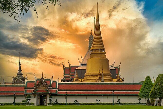 8 Hours Tuk Tuk Private Tour within Bangkok Area: Customed Trips - Detailed Breakdown of the Itinerary